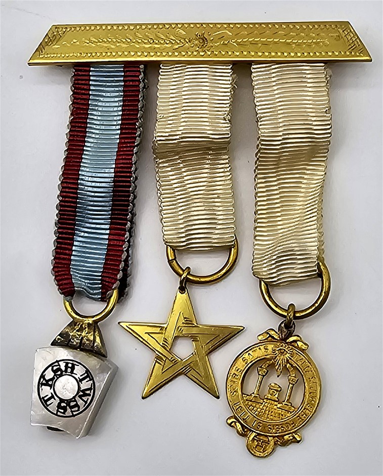 A COLLECTION OF VARIOUS MASONIC MEDALS Auction (0004-2560667) | Grays ...