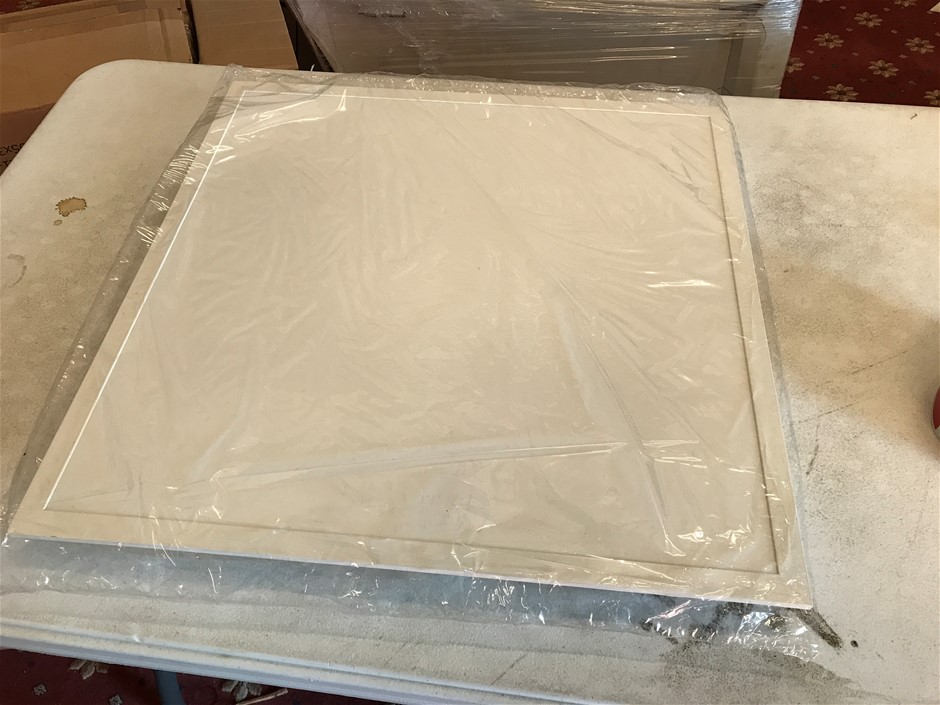 5x Gulite Backlit LED Panels Auction (0333-3029992) | Grays Australia