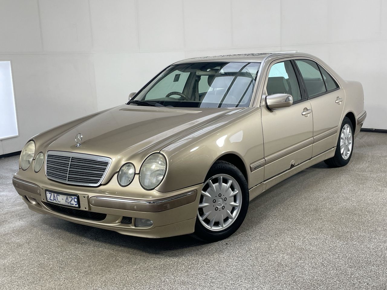 2000 Mercedes Benz E320 Avantgarde W210 Automatic Sedan Auction (0001-21033362) | Grays Australia