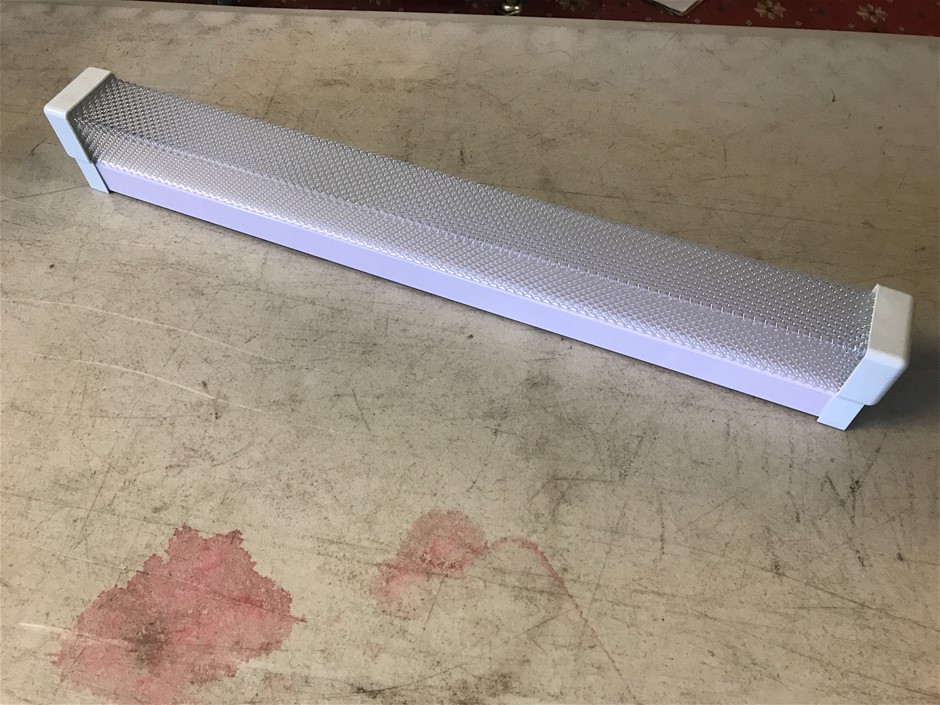 1x Carton of Jin Hang Led Fixtures Auction (0656-3030174) | Grays Australia