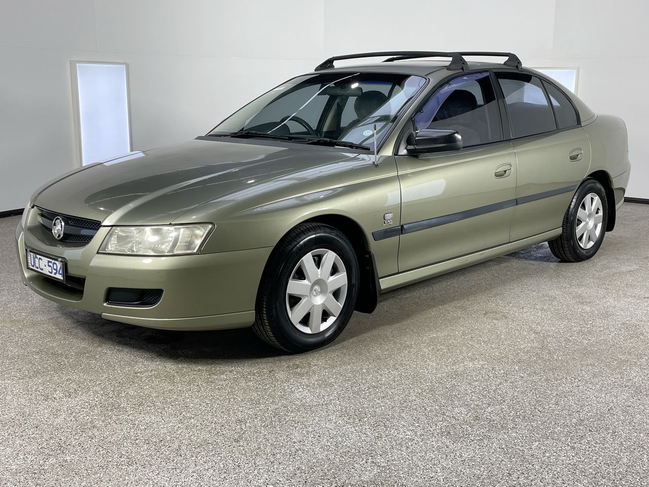 2004 Holden Commodore Executive VZ Automatic Sedan Auction (0001 ...