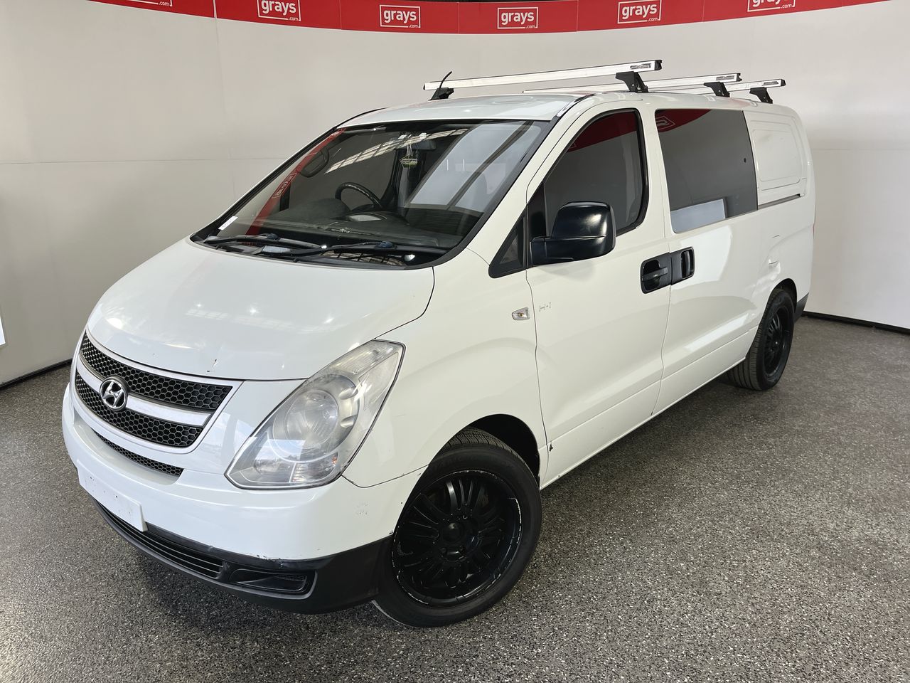 2010 Hyundai iLOAD Crew TQ Turbo Diesel Manual Van Auction (0001 ...