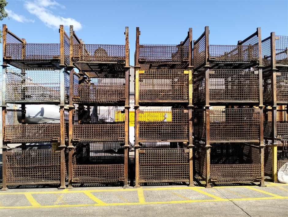 Solid meshed cages with two foldable sides x 72 units available Auction ...