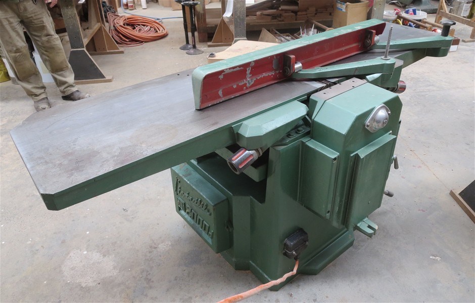 SCM L'invincible combination buzzer / thicknesser, Model: 2000D Auction ...