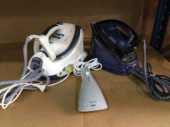 Anko Hand Held Garment Steamer & Tefal Steam Iron *3 Auction (0003 ...