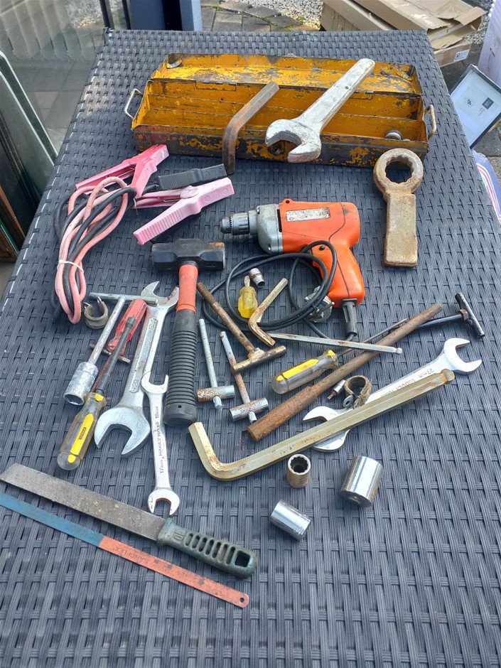 Large Qty of Hand Tools, Tool Box, Jumper Lead and Drill Auction (0135 ...