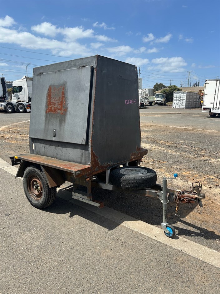 2005 Everlast Trailers Modified Box Trailer Auction (0002-3031117 ...