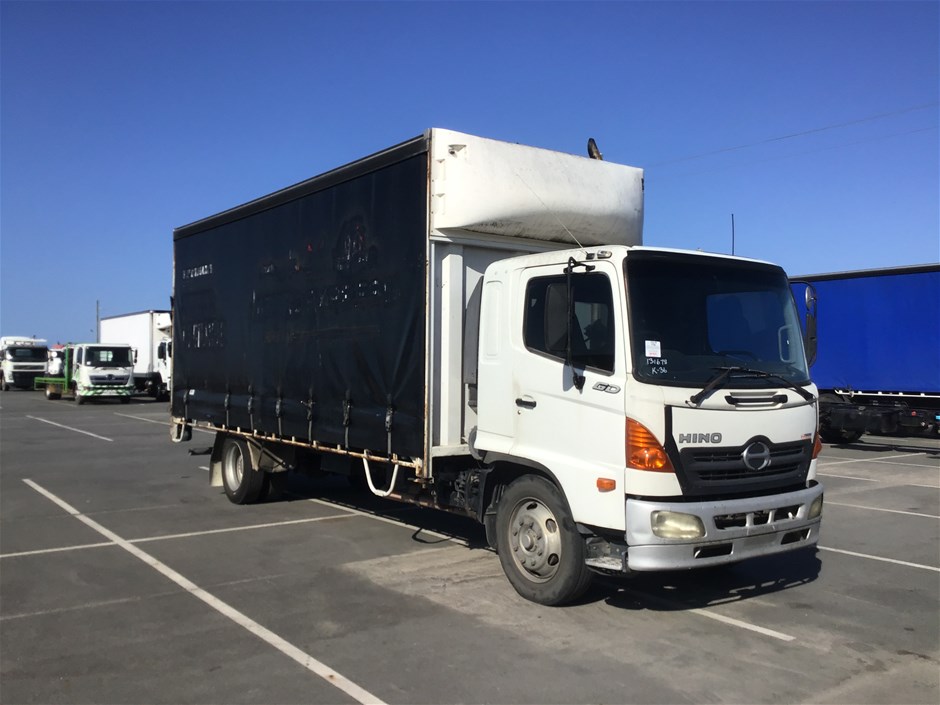 2004 Hino GD 4 x 2 Curtainsider Rigid Truck Auction (0001-7054560 ...
