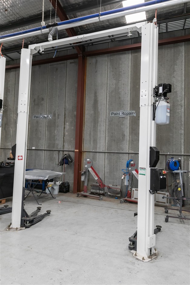 2017 Stenhoj 096601 Two Post Car Hoist Auction (0012-5058397) | Grays ...