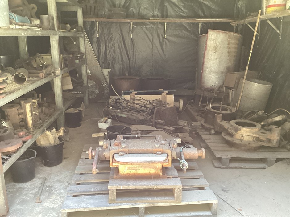 Contents of Storerooms Auction (1561-7055037) | Grays Australia