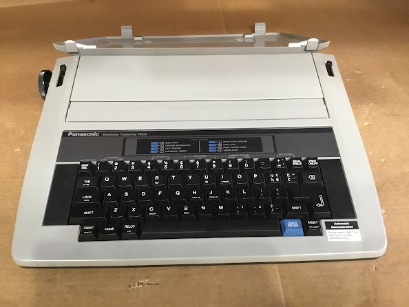 Panasonic KX-R305 Electronic Typewriter Auction (0024-2562507) | Grays ...