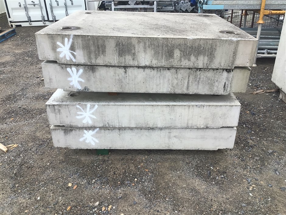 Concrete Seconds Precast Culvert Covers (Qty 4) Auction (0020-7055043 ...