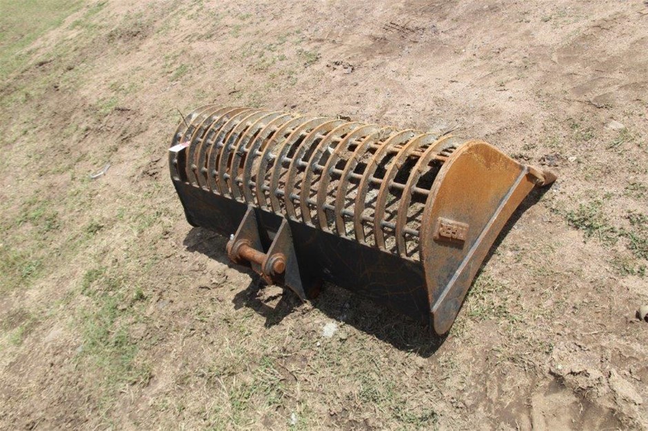 Tiger Excavator Sieve Bucket Auction (0020-5058837) | Grays Australia