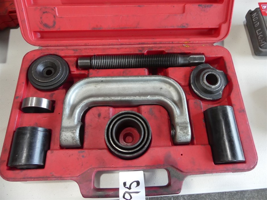 4WD Ball Joint Service Set Auction (0095-5057628) | Grays Australia
