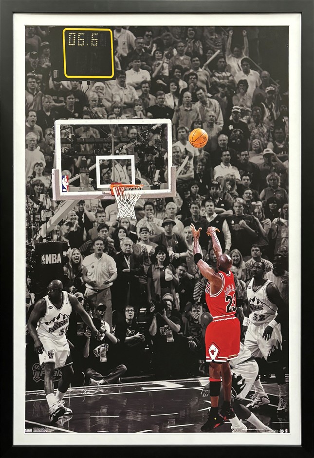 MICHAEL JORDAN "THE LAST SHOT" CLOSE UP POSTER FRAMED Auction (0029 ...