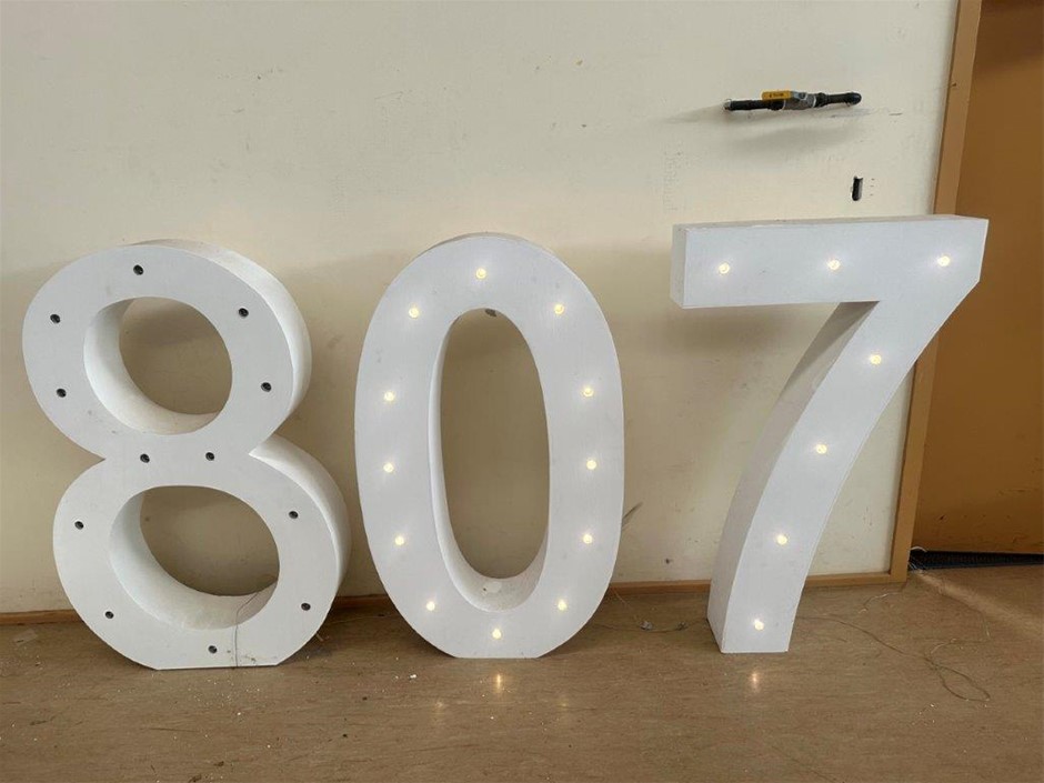 3 x Decorative Party Numbers with LED Lights Number 00,7 & 8 Auction ...