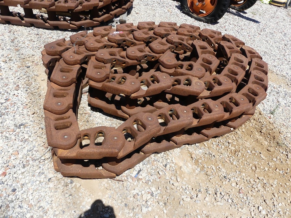 TM Dozer Track Chain Auction (0096-5058817) | Grays Australia