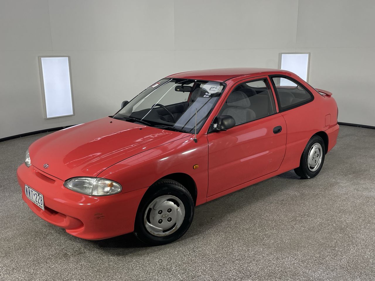 1995 Hyundai Excel GX X3 Automatic Hatchback Auction (0001-21041942 ...