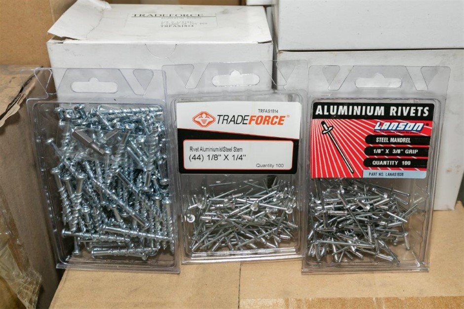 Pallet Of Fasteners Auction (0055-5058920) | Grays Australia