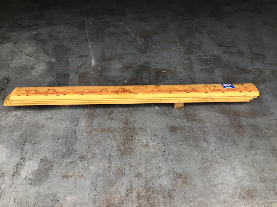 Cat 140M Grader Blades Auction (0010-8019798) | Grays Australia