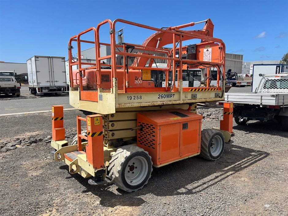2015 JLG 260MRT Scissor Lift Auction (0015-3032033) | Grays Australia