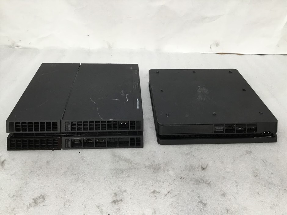 SONY CUH-1002A PlayStation 4 Auction (0050-2565097) | Grays Australia