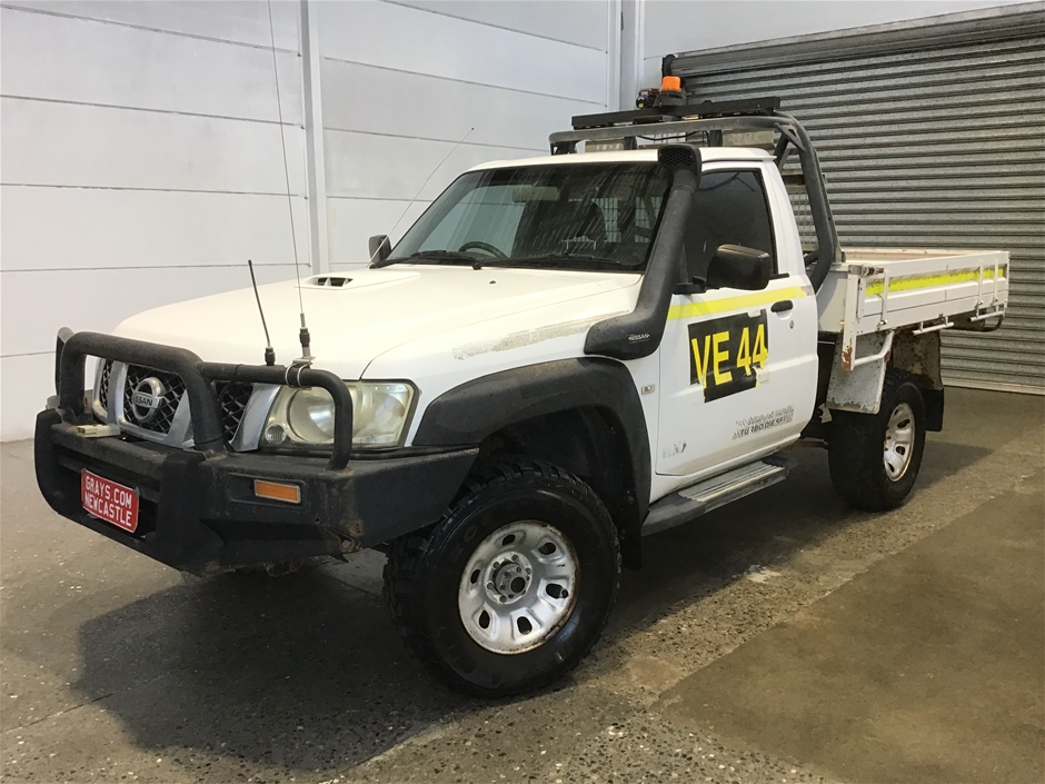 Nissan Patrol ST (4x4) GU Turbo Diesel Manual Cab Chassis Auction (0001 ...
