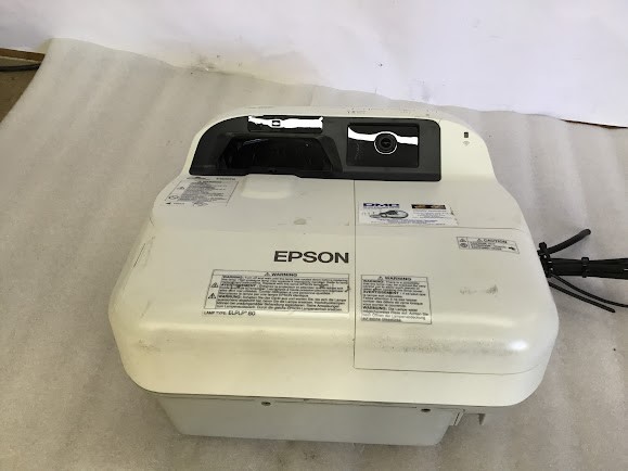 Epson EB-585Wi H600B 3LCD Projector White Auction (0015-2565311 ...