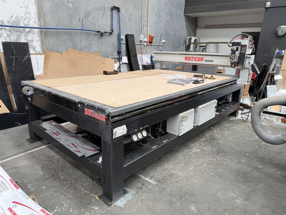 2004 MULTICAM CNC router with CNC controller + tool carousel Auction ...