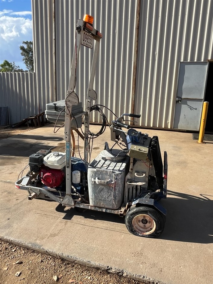 Graco Laser Road Line Marker marking machine Auction (0063-5059123 ...