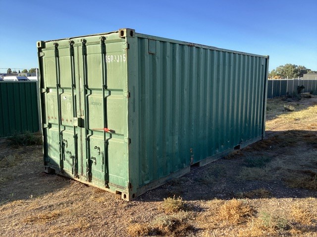 20 ft Shipping Container With 4,000 litre Water Tank Auction (0001 ...