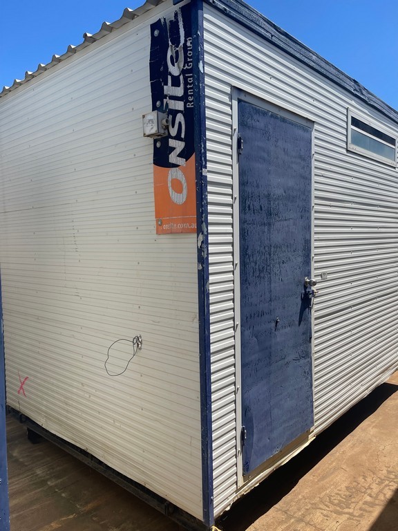 Ablution Block - 3.6m x 2.4m (Glendenning) Auction (0019-5059203 ...