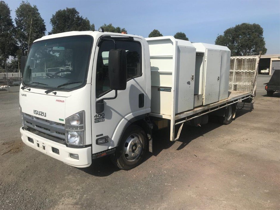 2014 Isuzu NPR 400 Long 4 x 2 Tray Body Truck Auction (0002-3032389) | Grays Australia