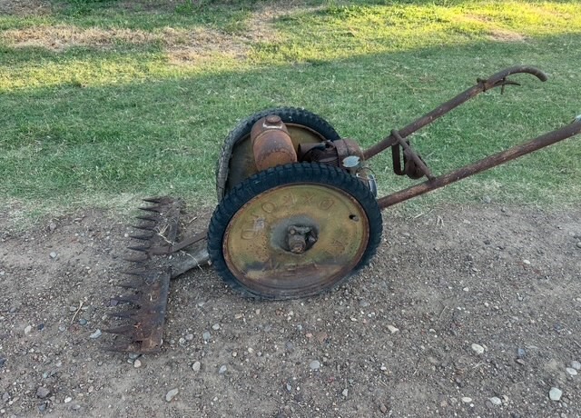 Allen Oxford Scythe Vintage Grass Cutter/Mower Auction (0122-5059423 ...