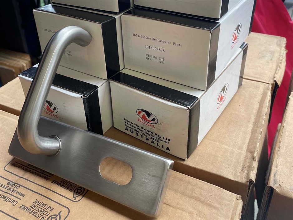 20x Single Door Levers With Lock Cutout Auction (0058-3032580) | Grays ...