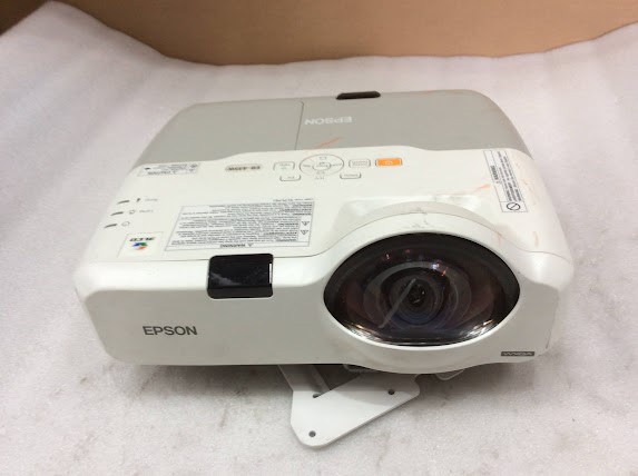 Epson EB-435W LCD Projector Auction (0036-2566349) | Grays Australia