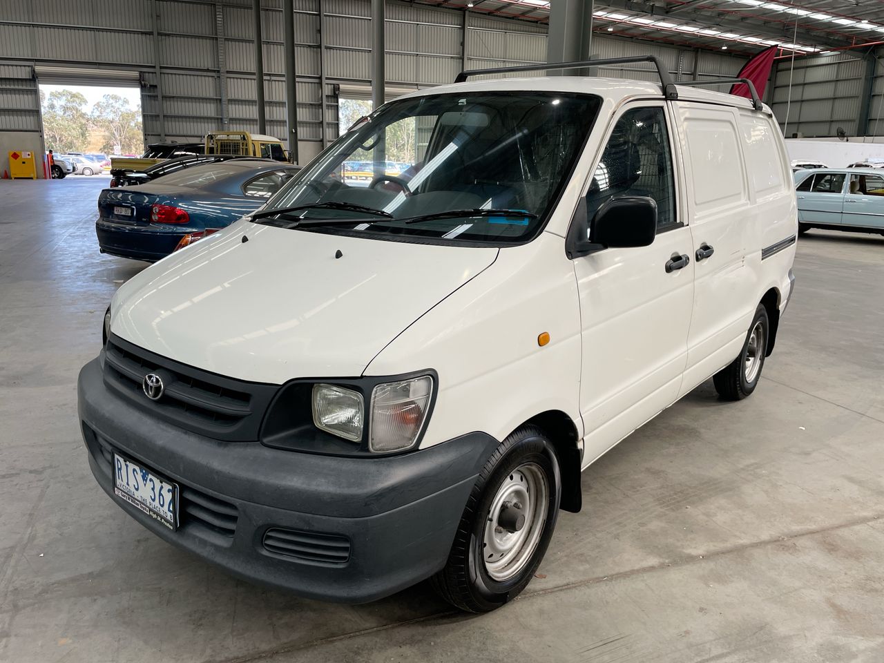 2001 Toyota Townace SBV KR42R Automatic Van Auction (0001-21045246 ...