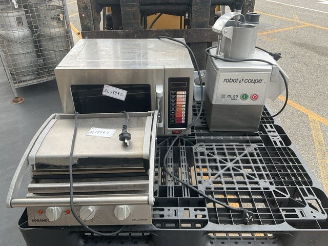 Robot Coupe CL50 Ultra With Blades, Roband Grill Station & a Bonn ...