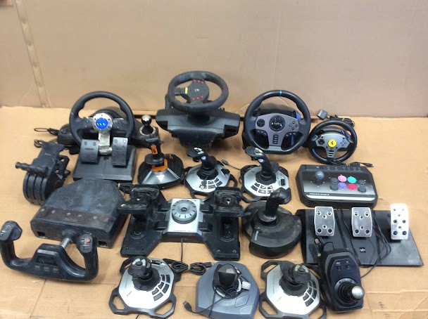 Mixed Brand and Model Gaming Steering Wheel/Racing Controller Auction ...