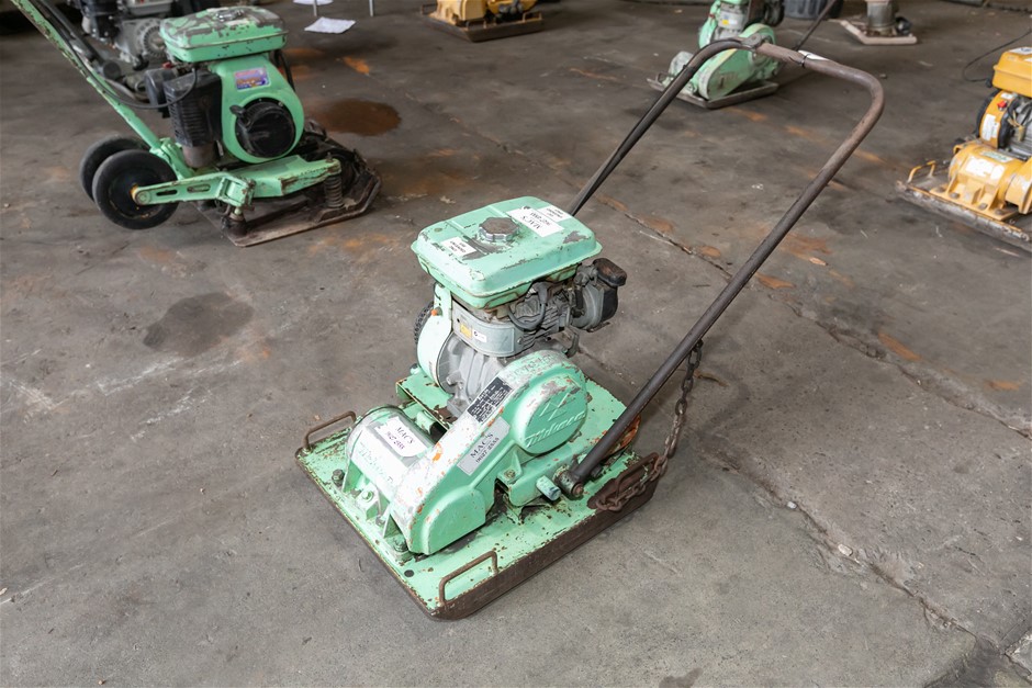 Mikasa Sangyo MVC-90BG Petrol Vibrating Plate Compactor Auction (0296 ...
