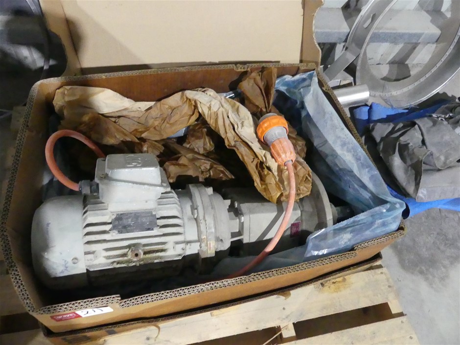 CMG Motor And Gear Box Assembly Auction (0230-5059516) | Grays Australia