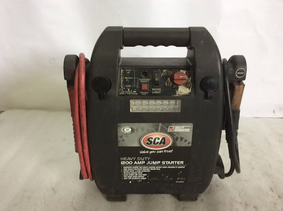 SCA Heavy Duty 1200 Amp Jump Starter Auction (0019-2567024) | Grays ...