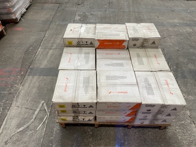 Premium Ceramic Wall Tile,, 100x300 Charcoal Gloss, 42m2 Auction (0001 ...