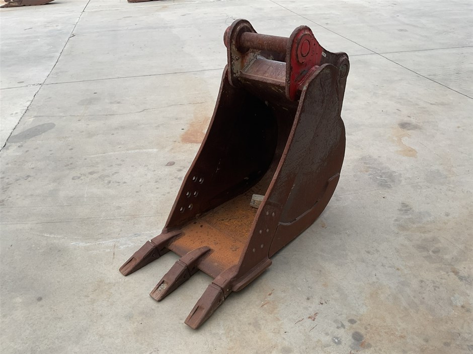 ECH General Purpose Excavator Bucket Auction (0022-3033102) | Grays ...