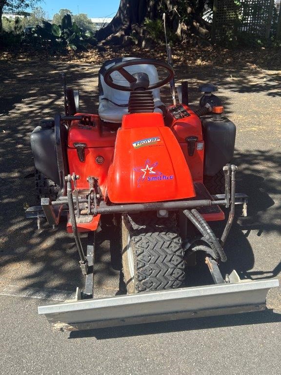 SMITHCO Super Star Pro Turf Trap & Bunker Rake Auction (0011-5059683) | Grays Australia