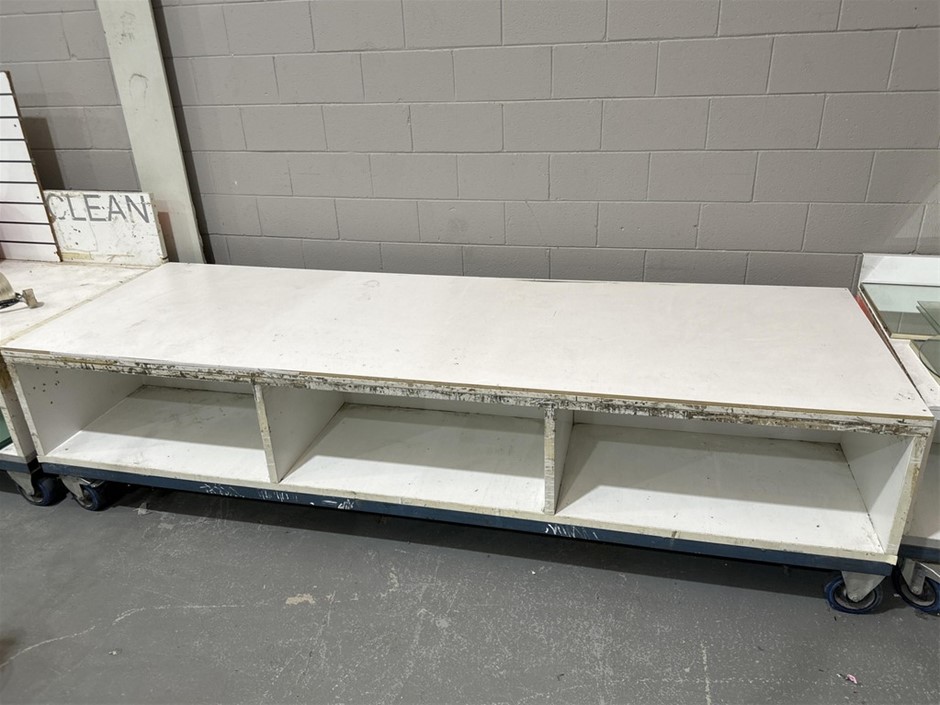 Very Large Factory Work Benches x 8 Auction (0054-5059426) | Grays ...
