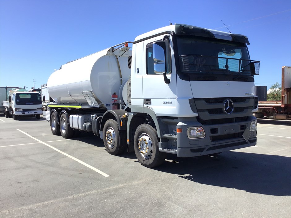 2011 Mercedes Benz Actros 3244 L Auto 8 x 4 Fuel Tanker Truck (Ex. Corp ...