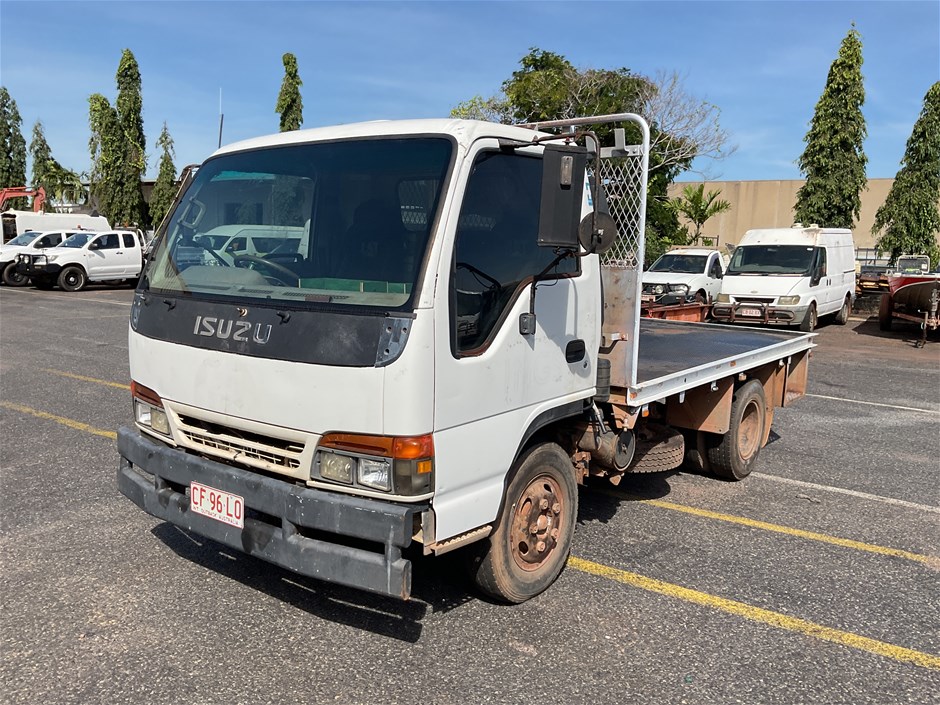 1998 Isuzu NPR 4 x 2 Tray Body Truck Auction (0013-8020456) | Grays Australia
