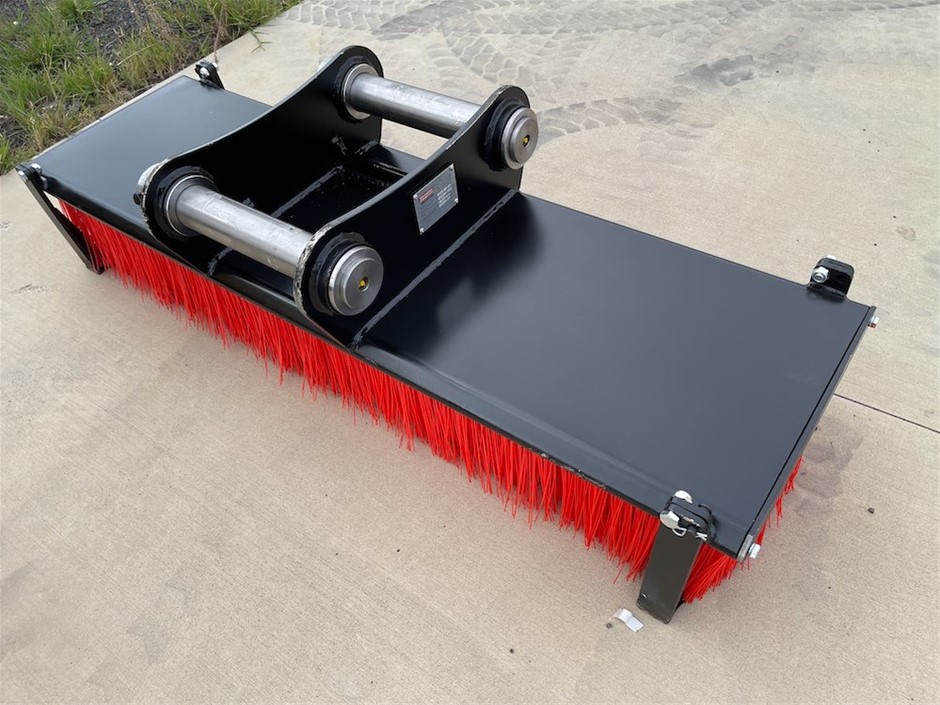 Unused 2025 1800mm Broom Attachment to suit 18-25T Excavator Auction ...