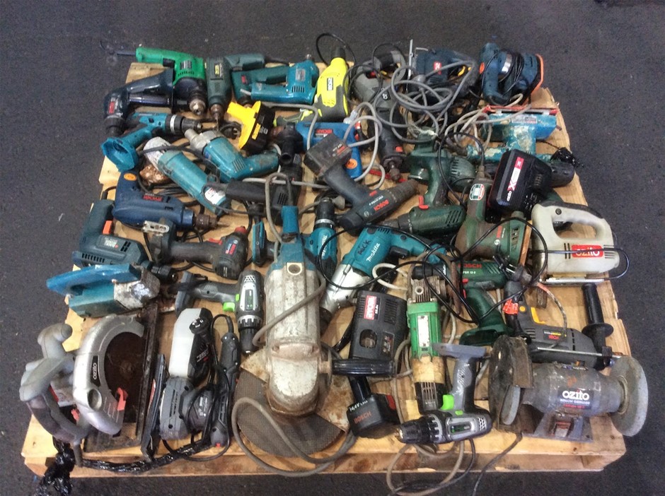 RYOBI/Makita Mix Model Electric Drills Auction (0007-2567865) | Grays ...
